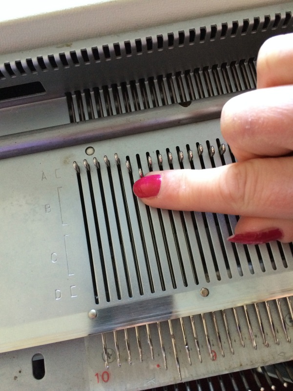 How to replace knitting machine needle on your home knitting machine